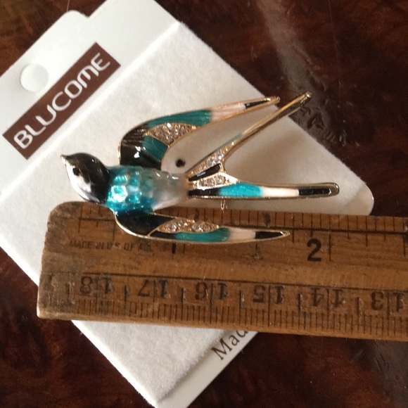 Jewelry | New Swallow Bird Broochpin Great Face Detail | Poshmark